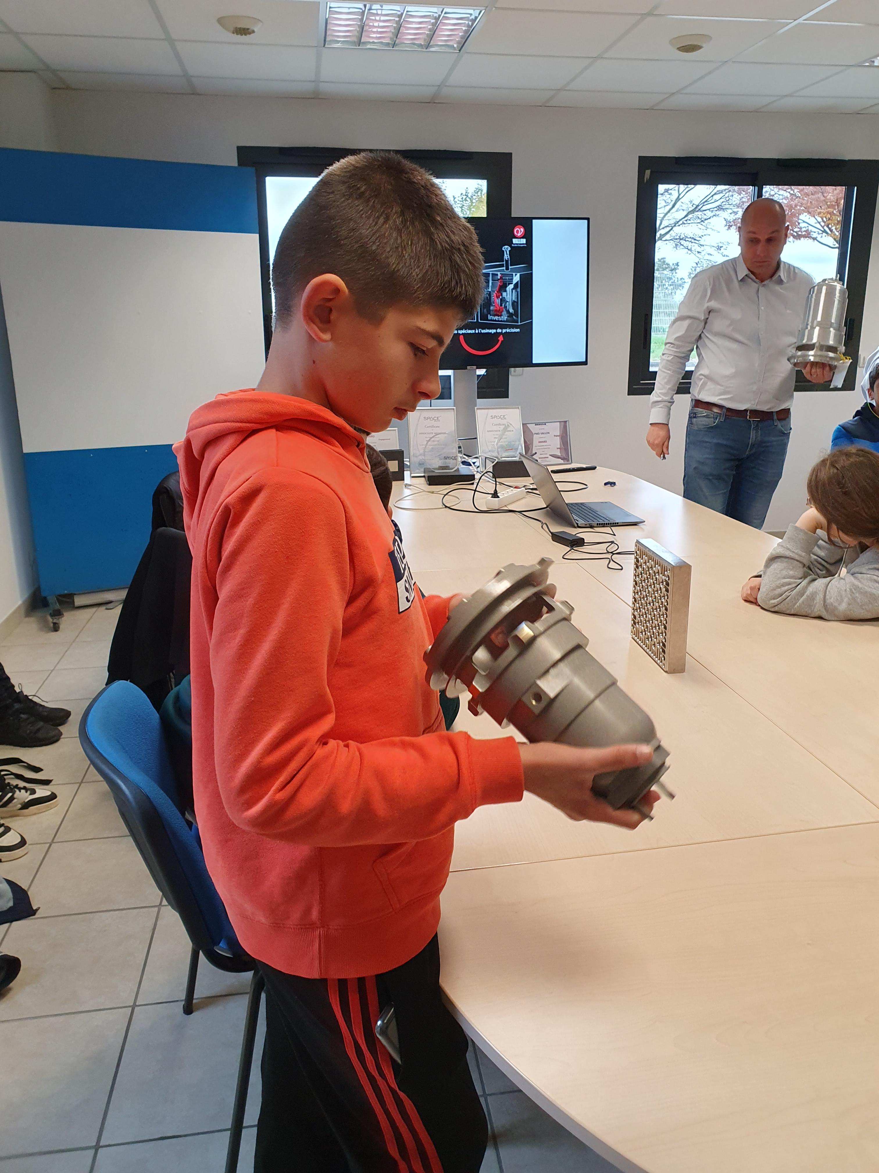 Visite entreprise PMD VALLON | Collège Etienne Jean LAPASSAT - Romans ...